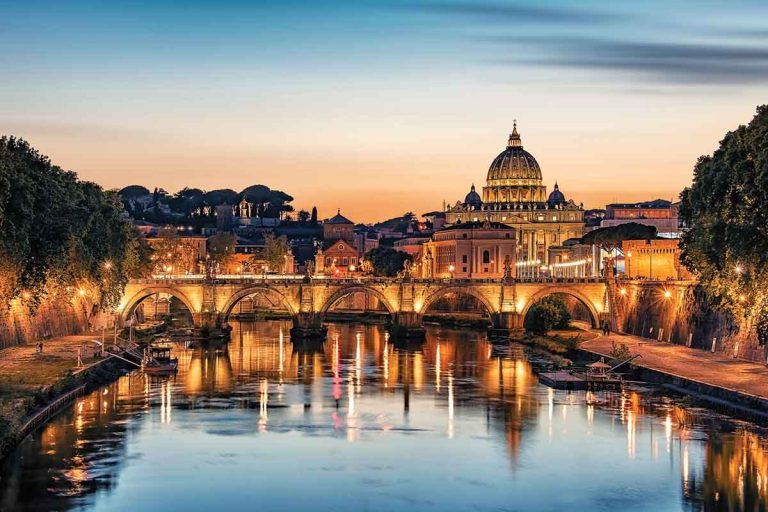 Acqua della vita: The Tiber River becomes the lifeblood of a city that ...